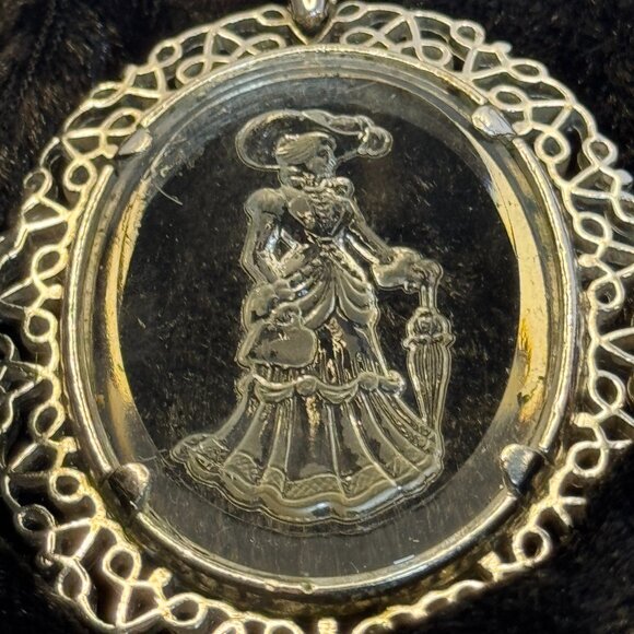 Avon | Jewelry | Vintage Avon Victorian Glass Cameo Spooky Sugar Skull ...
